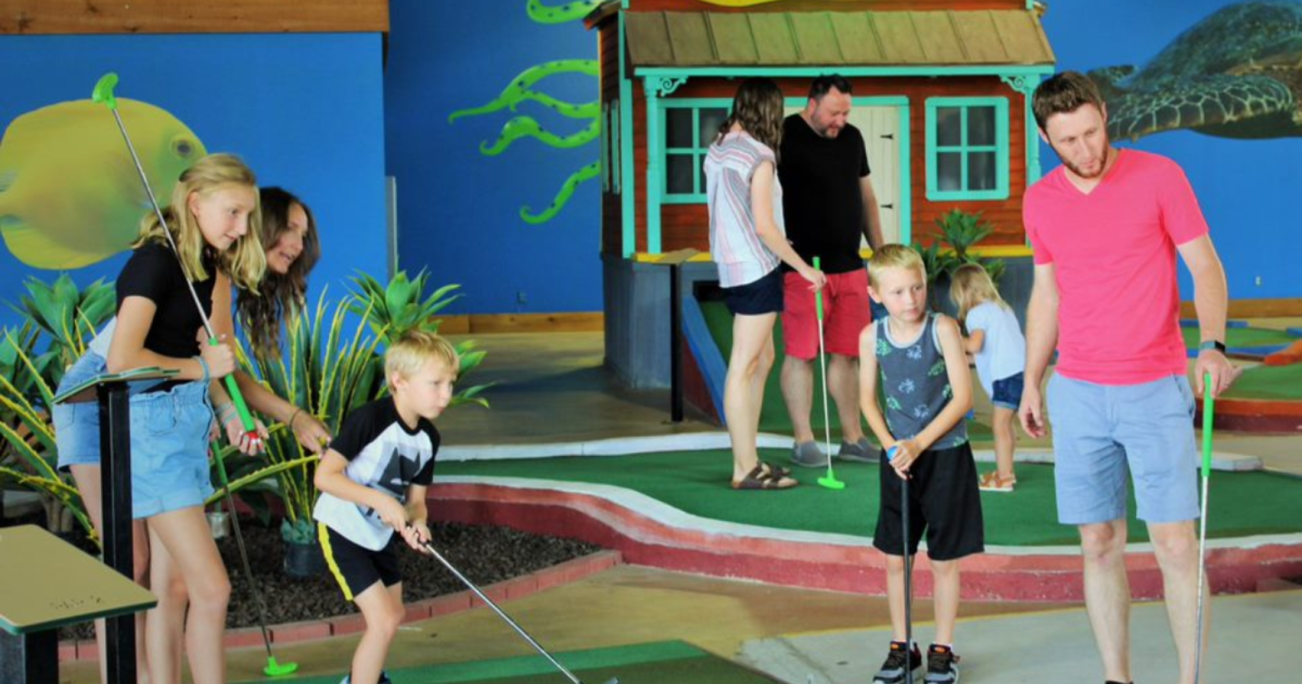 Coral Reef Indoor Mini Golf | Explore Branson